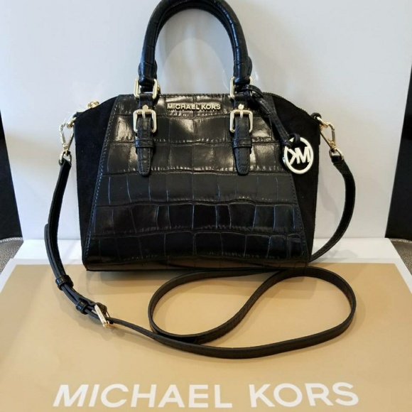 Michael Kors | Bags | Authentic Michael Kors | Poshmark